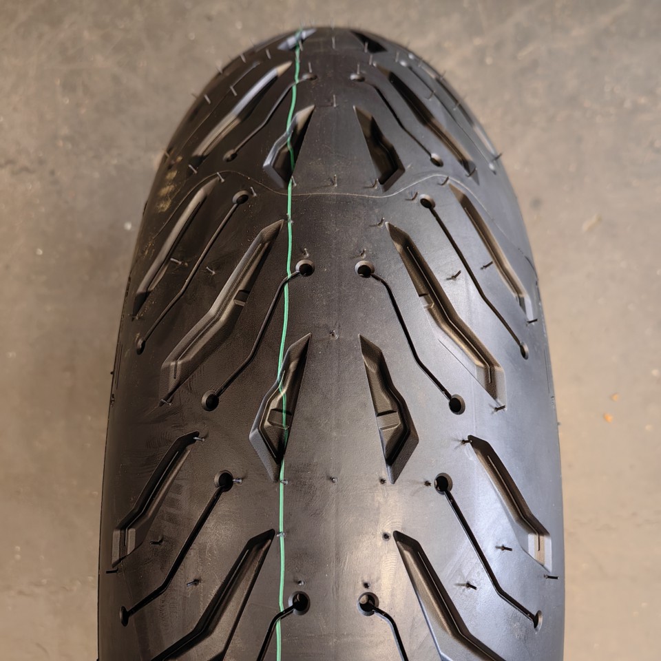 Michelin Road 6 160/60 R17 69W R TL :: Moto-pneuservis
